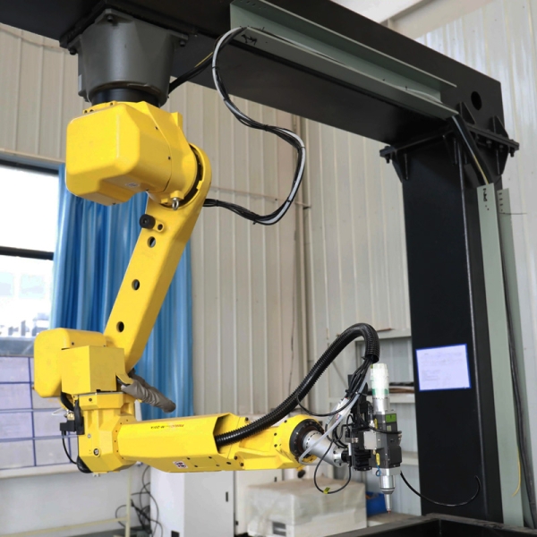 Smart 3D Industrial Fiber Laser Cutting Robot for Metal Fabrication